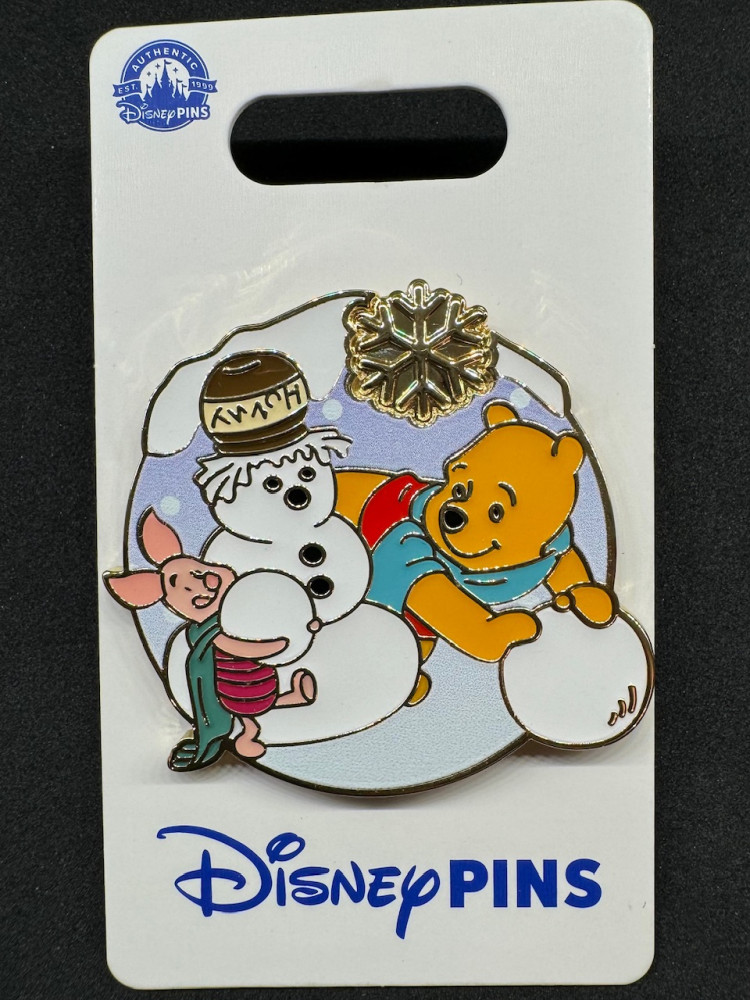 74927 - Pooh & Piglet Snowman - Winnie the Pooh