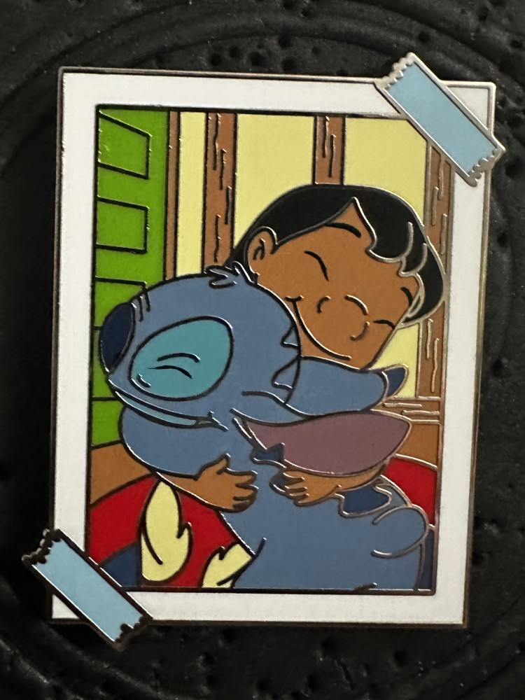75113 - Lilo & Stitch Hugging - Stitch Photo Mystery Collection