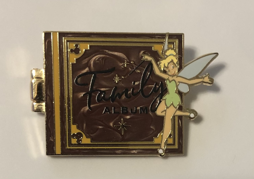 75448 - Tinker Bell Family Album Good-Bye Gift - One Family 2022 Pin ...