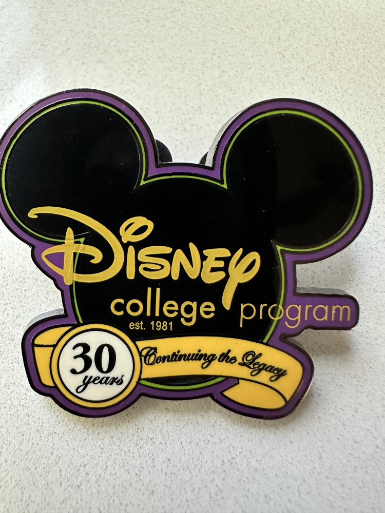 75642 - 30th Anniversary - Disney College Program - Walt Disney World ...