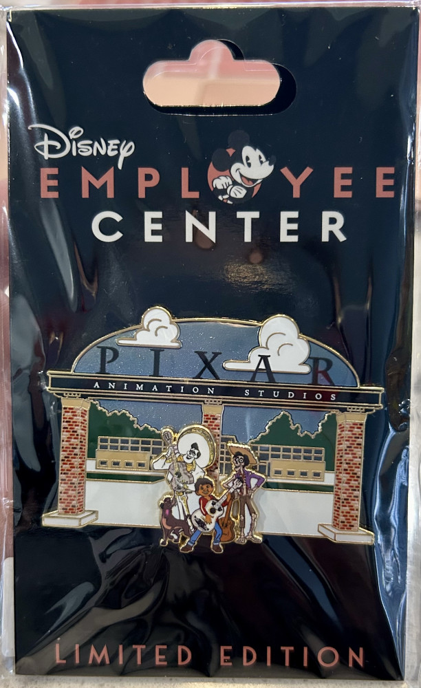 75649 - Coco - Pixar Animation Studios Collection - Disney Employee ...