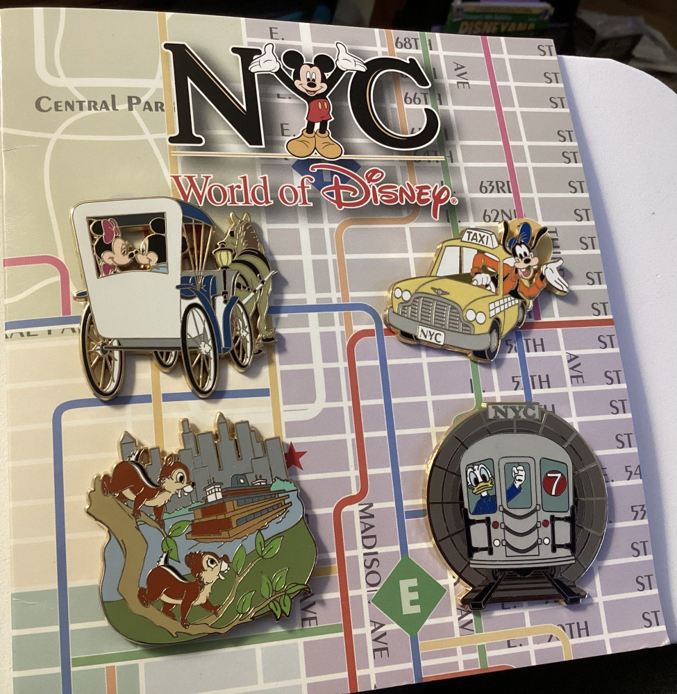 75655 - NYC Transportation Set - Goofy Taxi. Donald Subway CnD Ferry ...