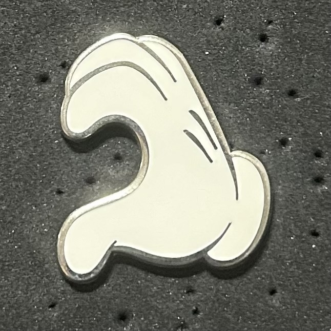 54691 - Right heart hand - Heart Hands - Disney Store US Disney Pin