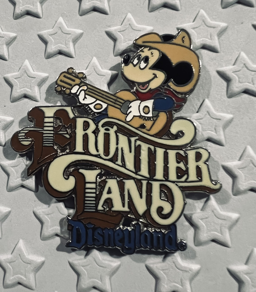 76188 - Mickey Mouse Frontier Land - Characters and Logos Land Series ...