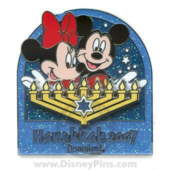 76357 - Hanukkah 2007 - Minnie and Mickey with Menorah (Glitter ...