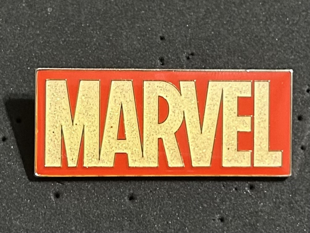 76549 - Marvel Logo Red - Avengers Endgame Gauntlet Set - Loungefly ...