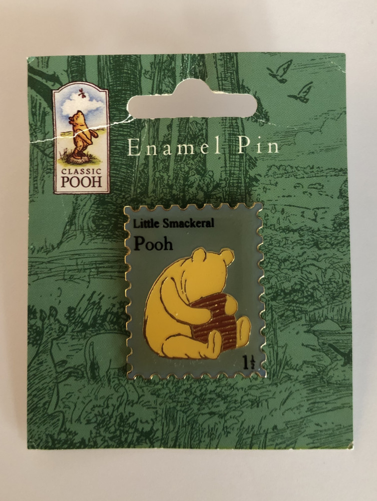 79061 - Winnie the Pooh Little Smakeral - Eating Honey - Buzzy Friends ...