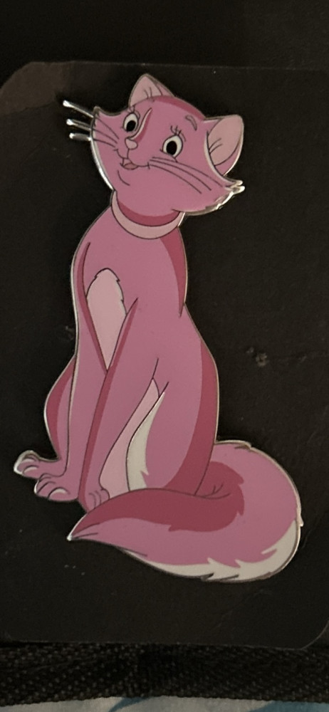 79220 - REV - Duchess - Color Splash - The Aristocats - Fantasy Unlicensed Disney Pin