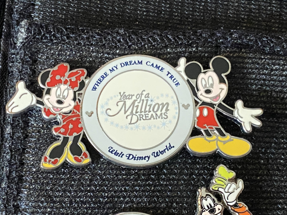 79339 - The Year of a Million Dreams - Mickey and Minnie - The Year of ...