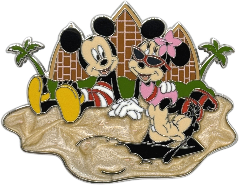 79942 - Minnie, Mickey and Goofy on Hawaii Beach - Aulani Resort & Spa ...
