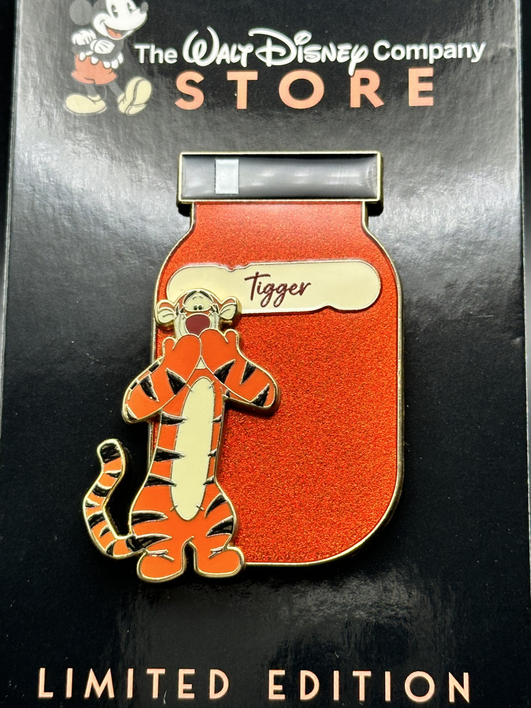 82246 - Tigger - D23 Expo 2024: The Color Shades of Magic Collection ...