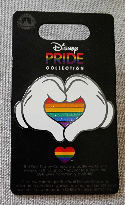 82915 - Mickey Heart Hands - Pride Collection 2024