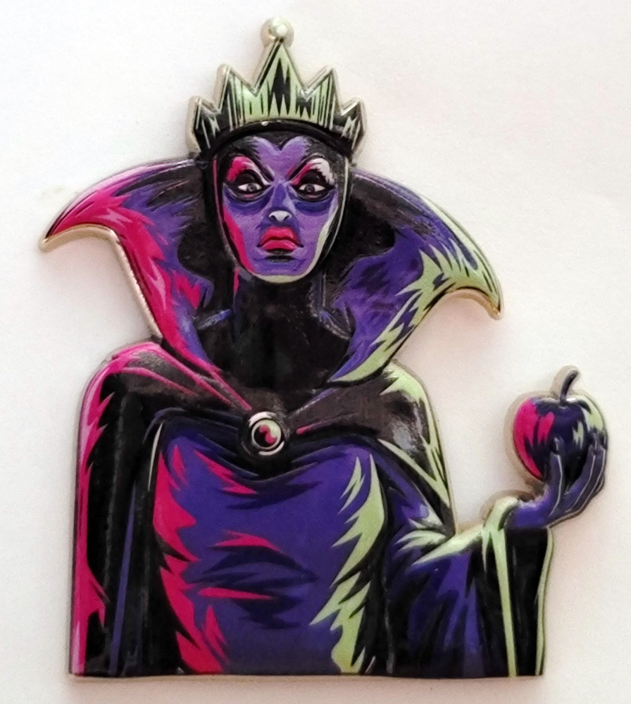 83046 - The Evil Queen - D23 Expo 2024: Neon Blacklight Villains ...