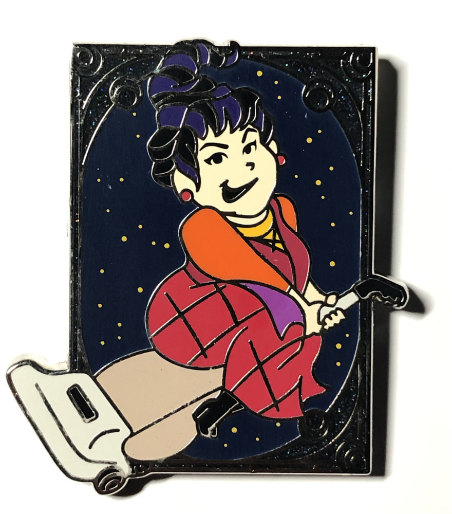 84809 - Mary on Vacuum - Hocus Pocus Stylized Mystery Collection
