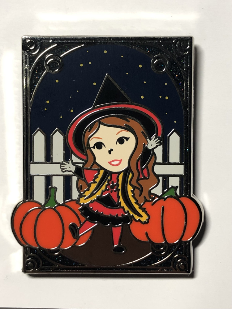 84812 - Danny Dennison in Witch Costume - Hocus Pocus Stylized Mystery ...