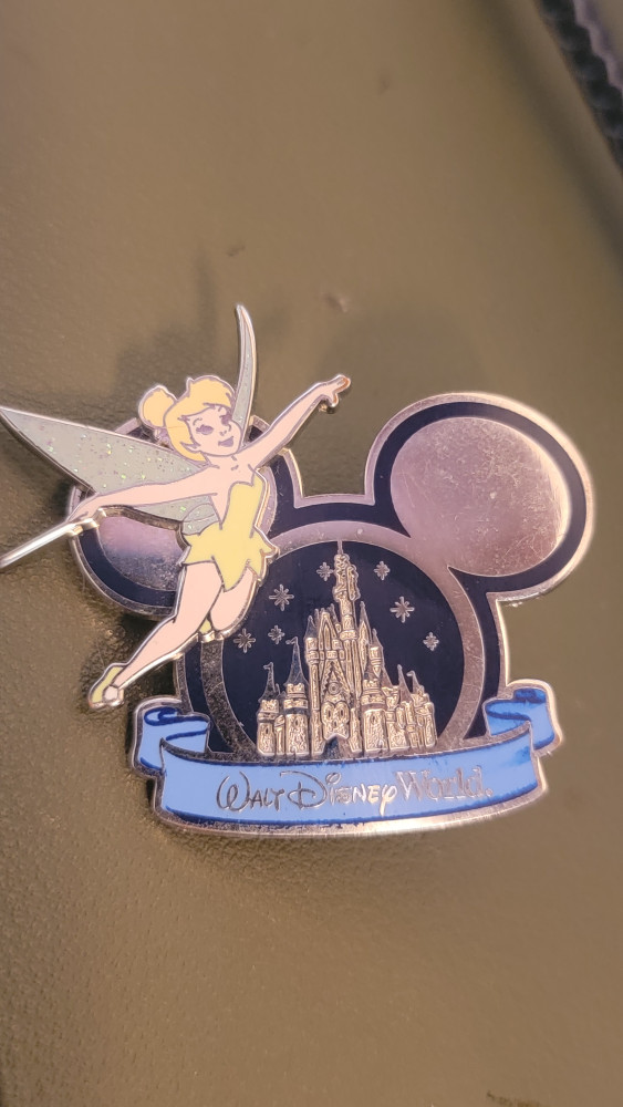 86055 - Tinker Bell Flying Over Cinderella Castle - Tinker Bell - Walt Disney World Disney Pin