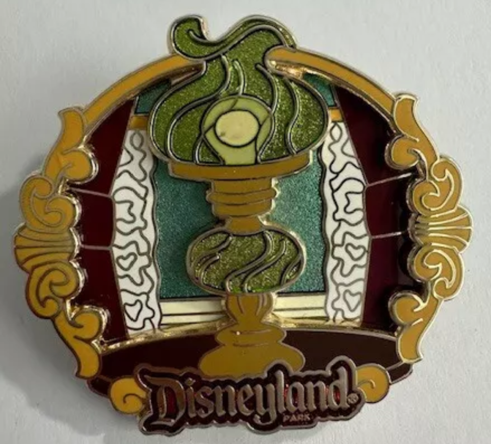 88077 - Walt Disney - Apartment Lamp - Light Up - Disneyland Guided ...