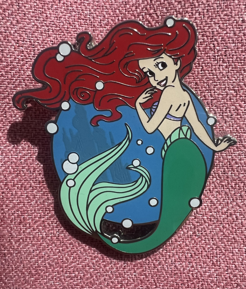 63995 - Mermaid Ariel - Swimming with Bubbles