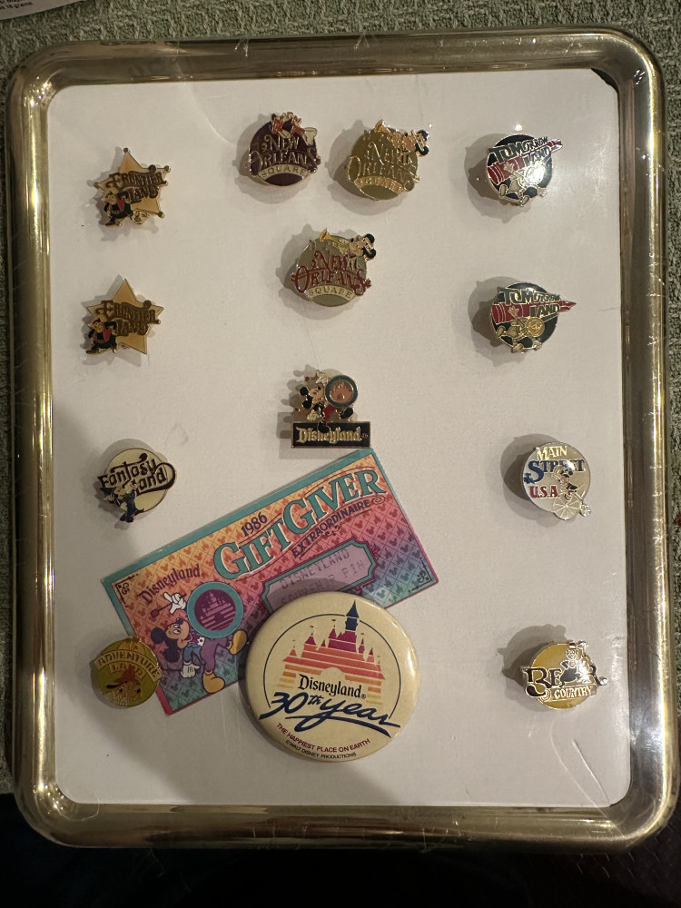 88679 - Complete Set - Disneyland 30th Anniversary - Disneyland Resort ...