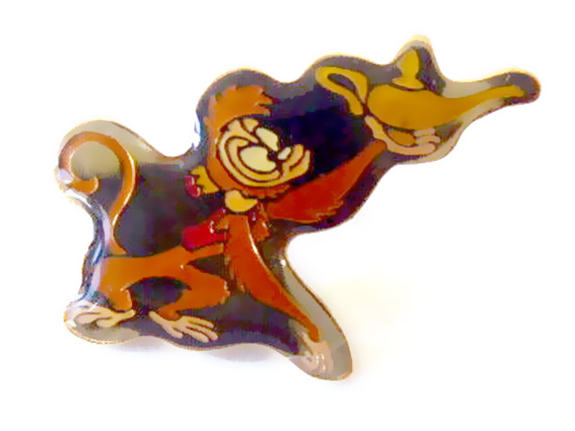 89310 - Abu holding the Magic Lamp - Aladdin 5 Pin Cast Exclusive Set
