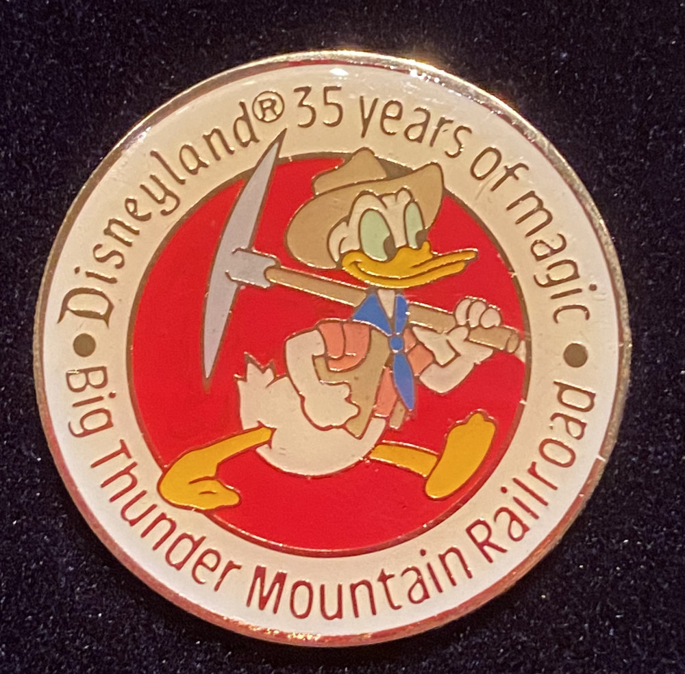 89448 - Donald Duck at Big Thunder Mountain Railroad - Disneyland: 35 ...