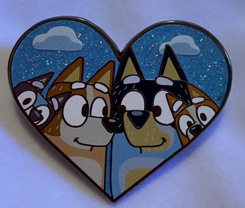 89556 - Bluey Family - Fantasy Pin Series: RDK - Fantasy Unlicensed ...