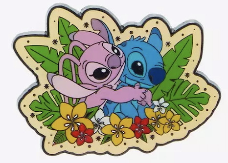 89918 - Angel and Stitch Hugging - Hot Topic - Disney Stitch & Angel ...