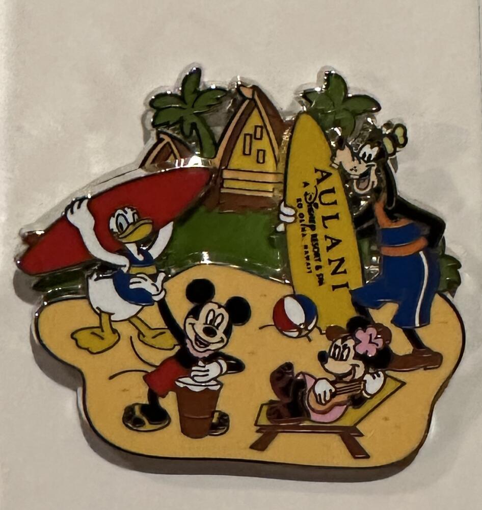 90683 - Aulani - Mickey, Minnie, Donald and Goofy on the Beach in front ...