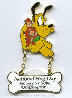 92128 - Pluto with Chip and Dale - National Hug Day - Walt Disney World ...