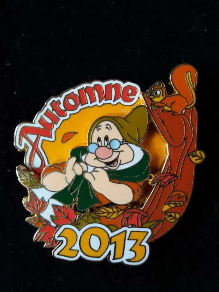 92928 - Automne 2013 Doc - Disneyland Paris Seasons - Disneyland Resort ...