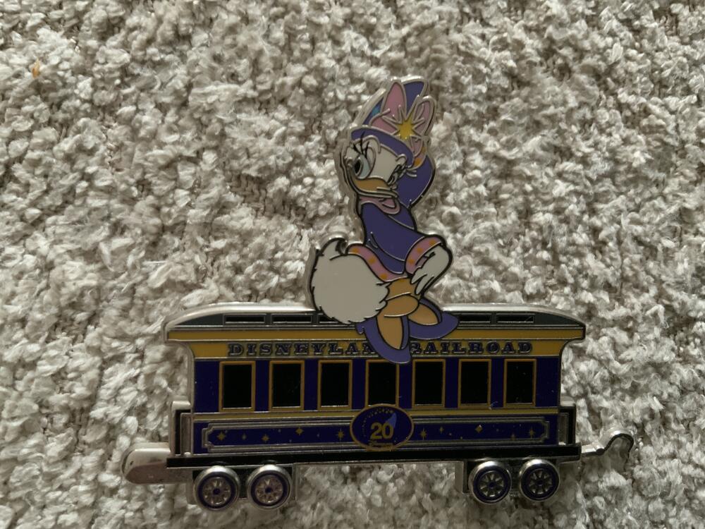 94584 - Daisy Duck - Disneyland Paris 20th Anniversary - Disneyland ...