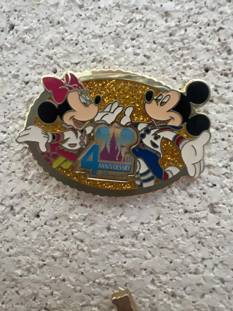 94682 - Mickey Minnie - 4th Anniversary - Hong Kong Disneyland ...