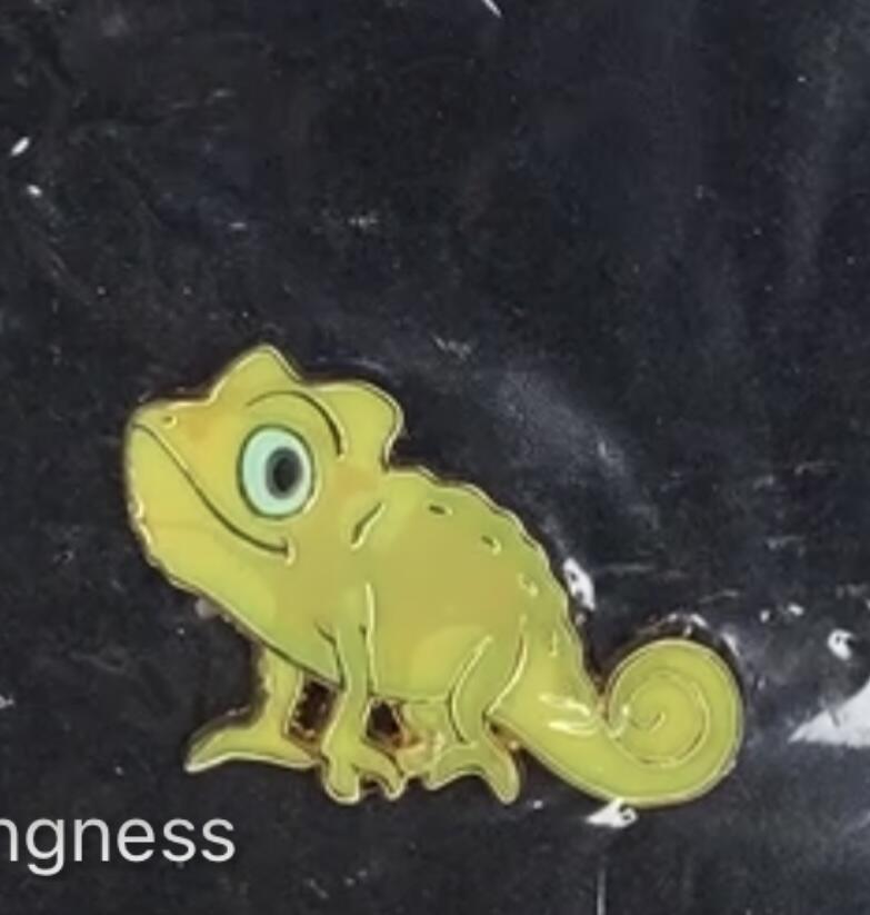 95147 - Pascal - Disney Store - Disney Store US Disney Pin