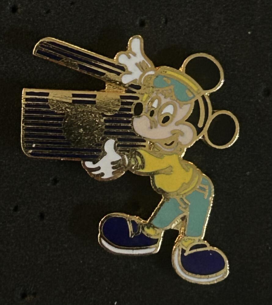 96038 - Mickey with Clapper Board Disney Channel Logo and Blue Shoes ...