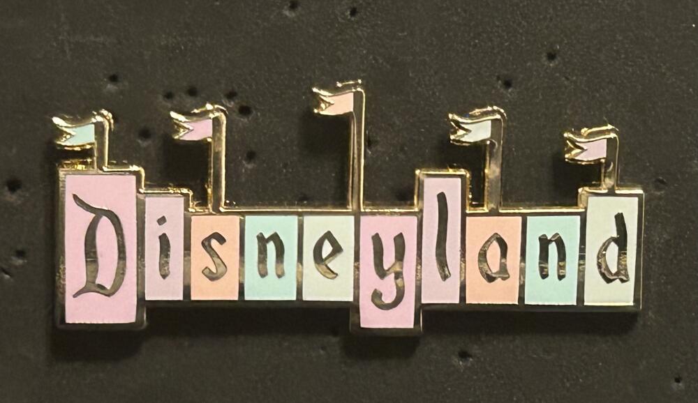 96198 - Pastel 1958 Disneyland Marquee - Fantasy Pin Series - Fantasy ...