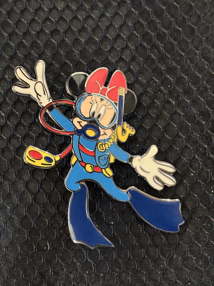 97111 - Minnie Mouse - Scuba - Disney Auctions Disney Pin