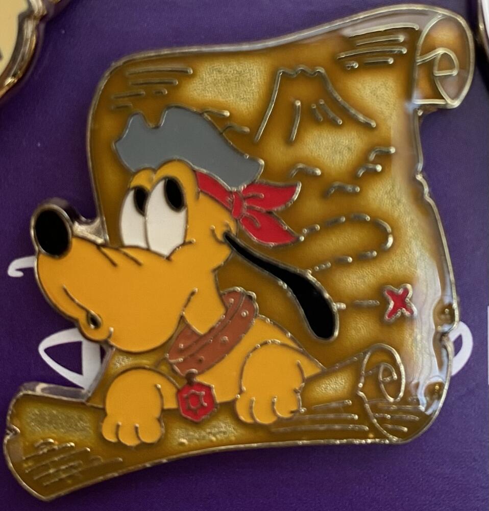 98182 - Pirate Pluto on a treasure map - Tokyo DisneySea Abu's Bazaar ...