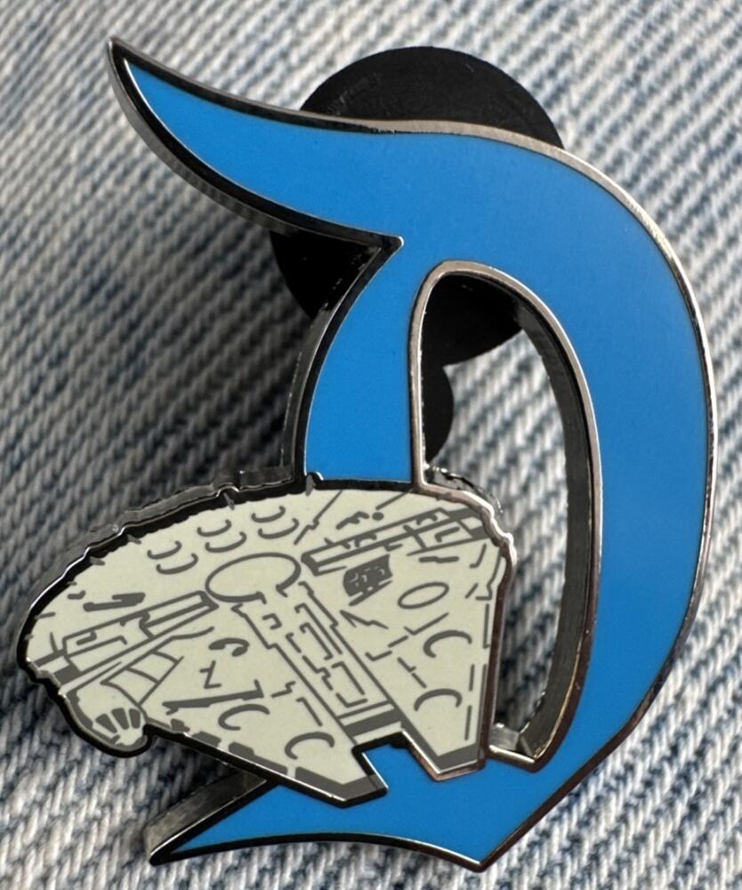Millennium Falcon: Smuggler's Run tagged Disney Trading Pins - Page 1 ...
