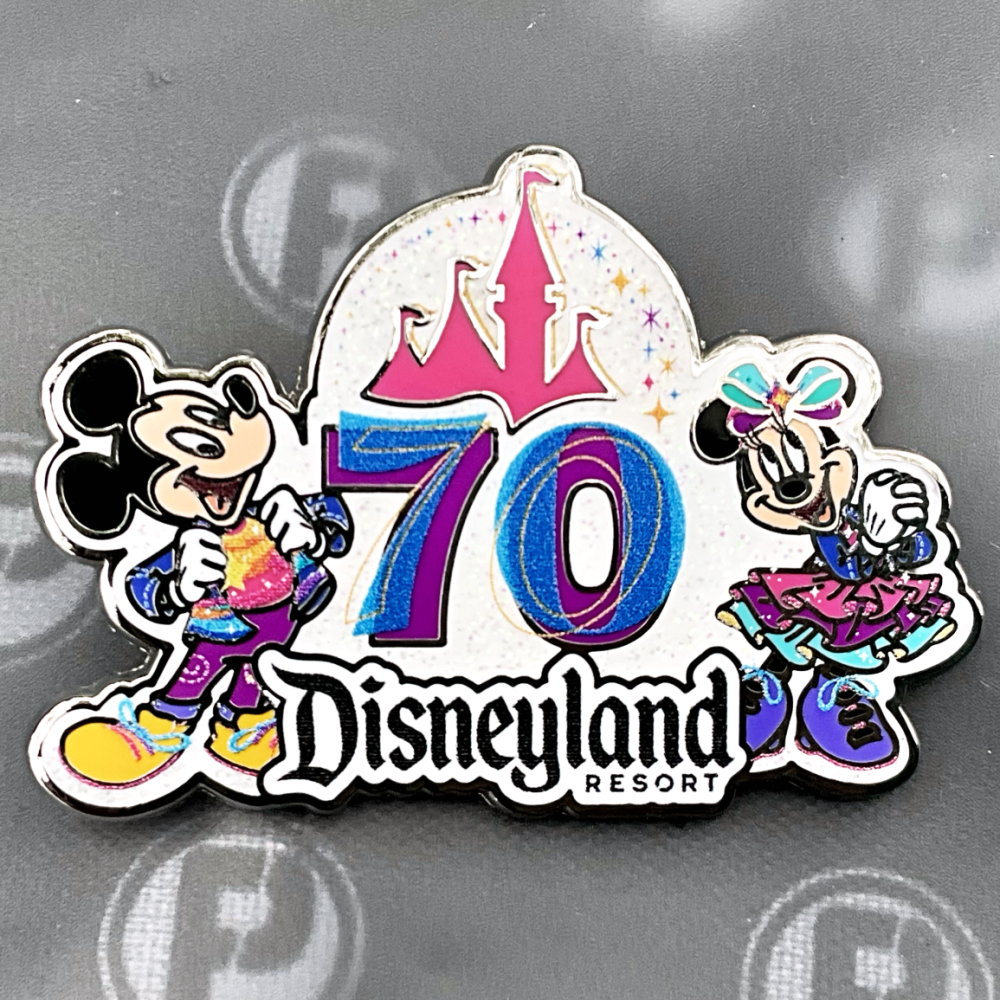 99854 - Mickey and Minnie - WDTC/Costco/AAA Series: Disneyland Resort ...