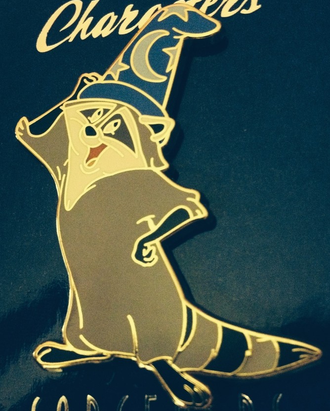 456 - Meeko - Characters in Sorcerer Hats Series - Walt Disney ...