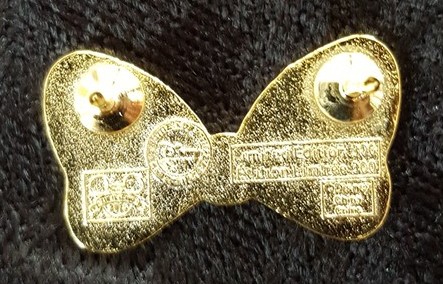 Yellow Bow - Minnie Mouse - Signature Pin Set | Pin & Pop