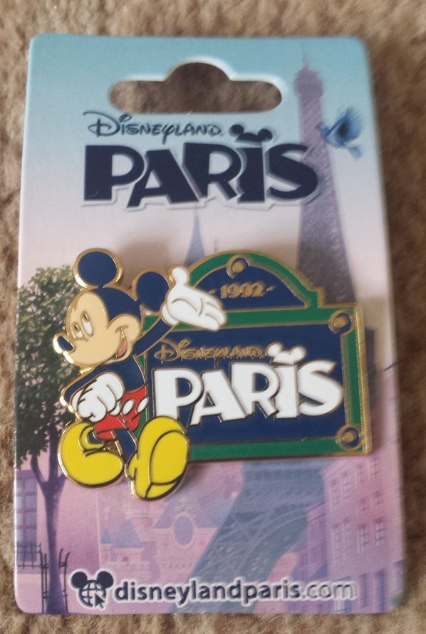 18986 - Mickey Mouse Disneyland Paris sign 1992 - Disneyland Paris