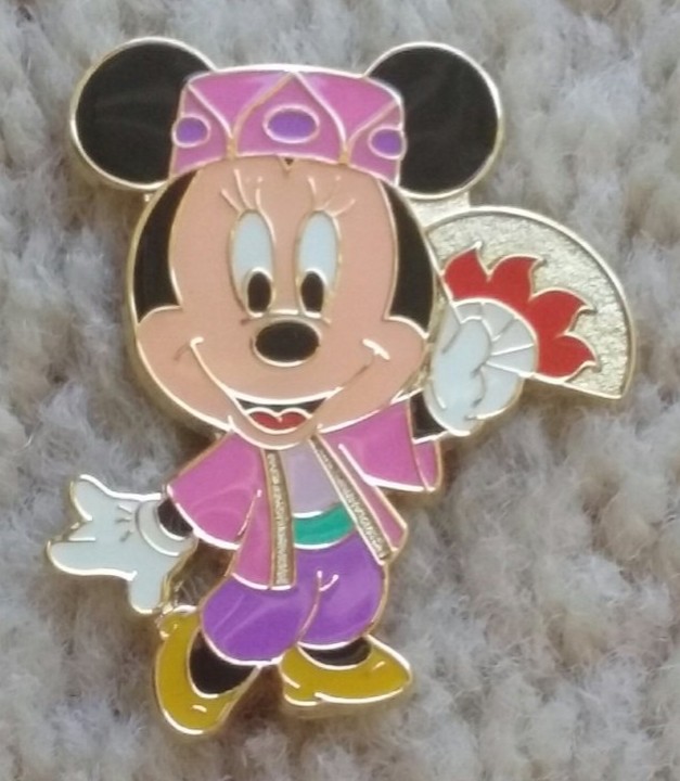 18891 - Bon Fire Dance 2010 - Minnie Mouse with Fan - Tokyo DisneySea ...