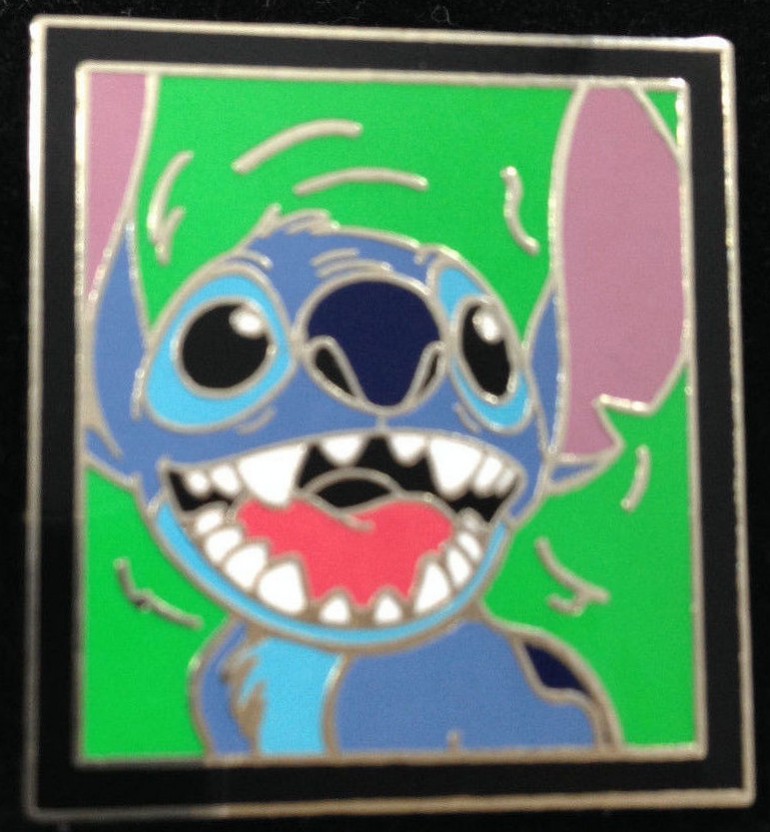 8724 - Stitch - Magical Mystery Pins Series 2