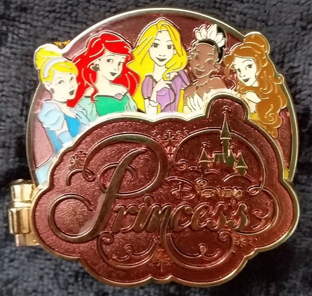 844 - Cinderella, Ariel, Rapunzel, Tiana and Belle Autographs ...