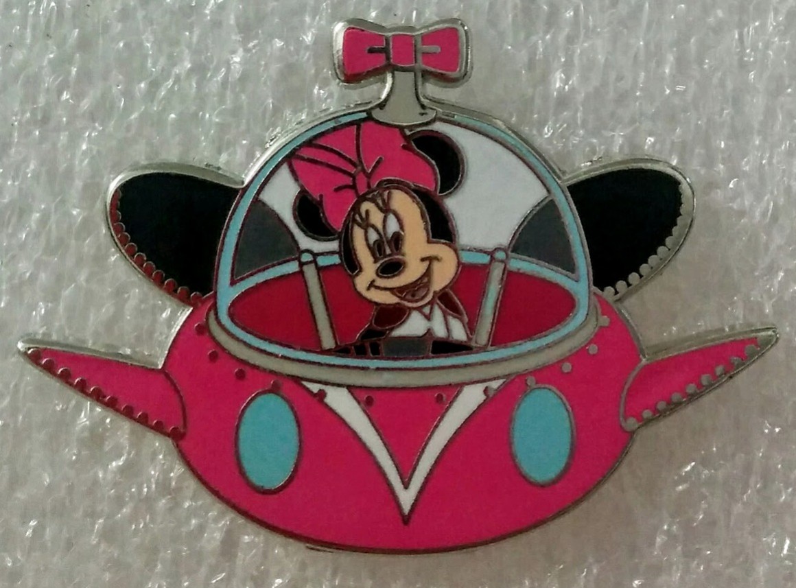 10759 - Minnie Mouse - Characters Flying UFOs - Hong Kong Disneyland ...