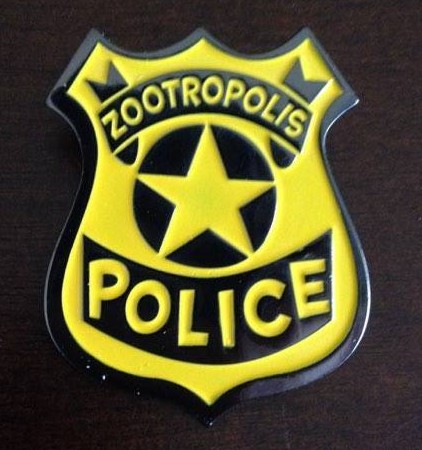12782 - Zootropolis Police Badge - Europe Prize Pack - Zootopia ...