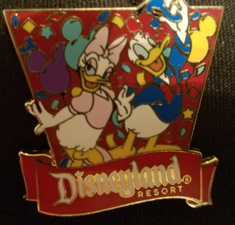 13605 - Donald and Daisy - WDTC/Costco/AAA Series: Celebrate Today ...