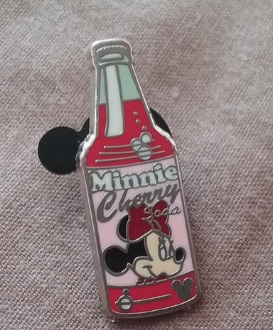 25403 - Minnie (Cherry Soda) - DLR Hidden Mickey Series 2010: Soda ...