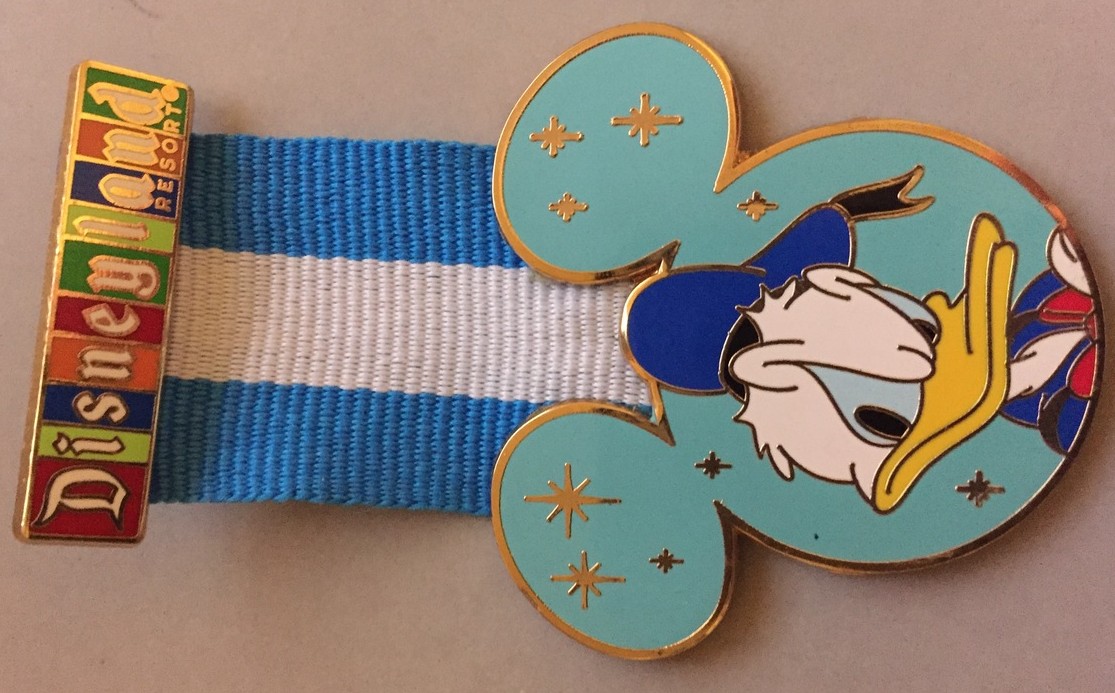 Donald Duck - Medals | Pin & Pop